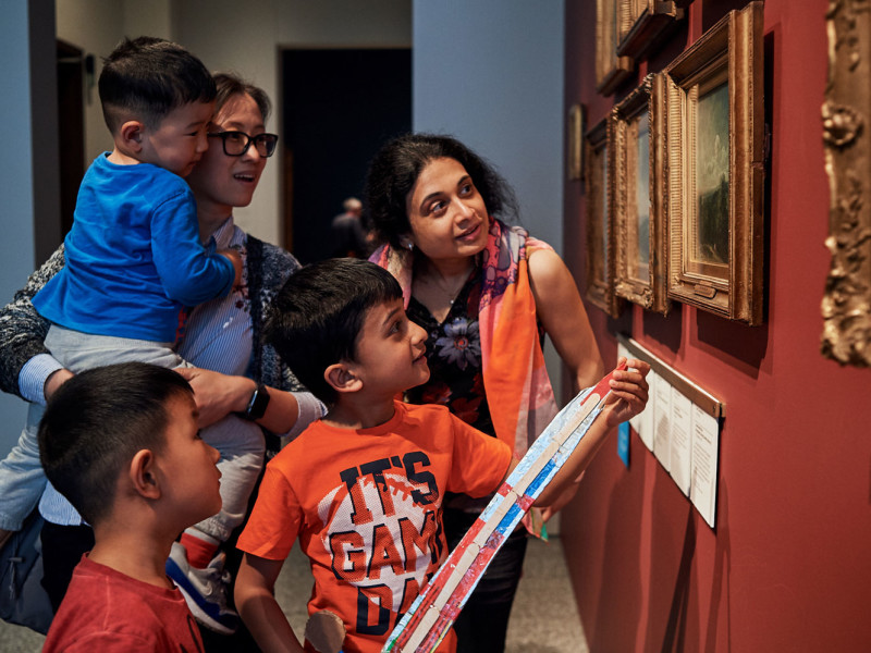 Family Day: Walk & Draw Tours | Royal Academy of Arts