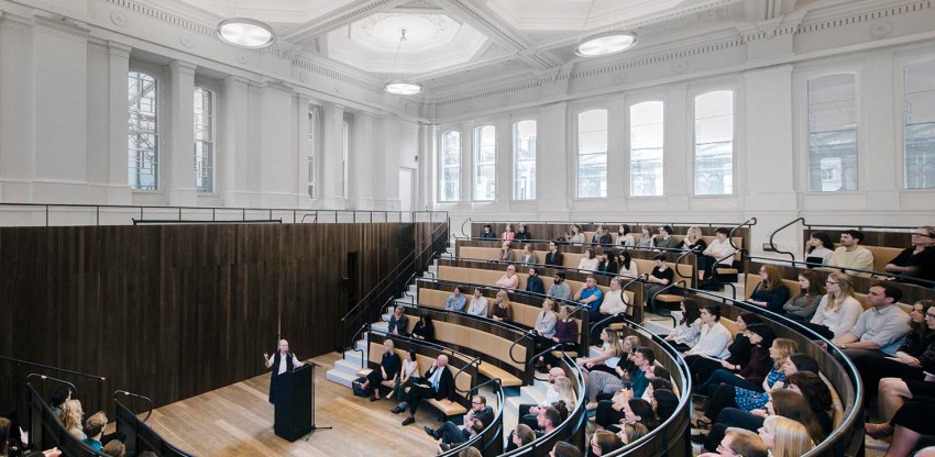 Leonardo Da Vinci’s anatomical drawings with Michael Farthing and ...